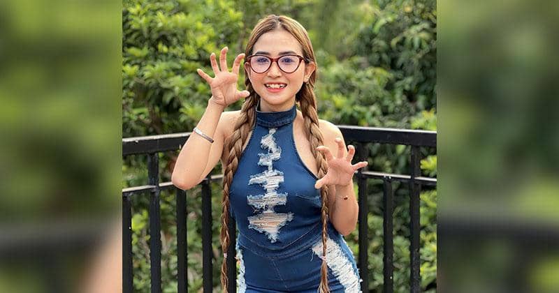 Biodata dan Profil Venny Alberti, Tertular Penyakit PMS | Popmama.com